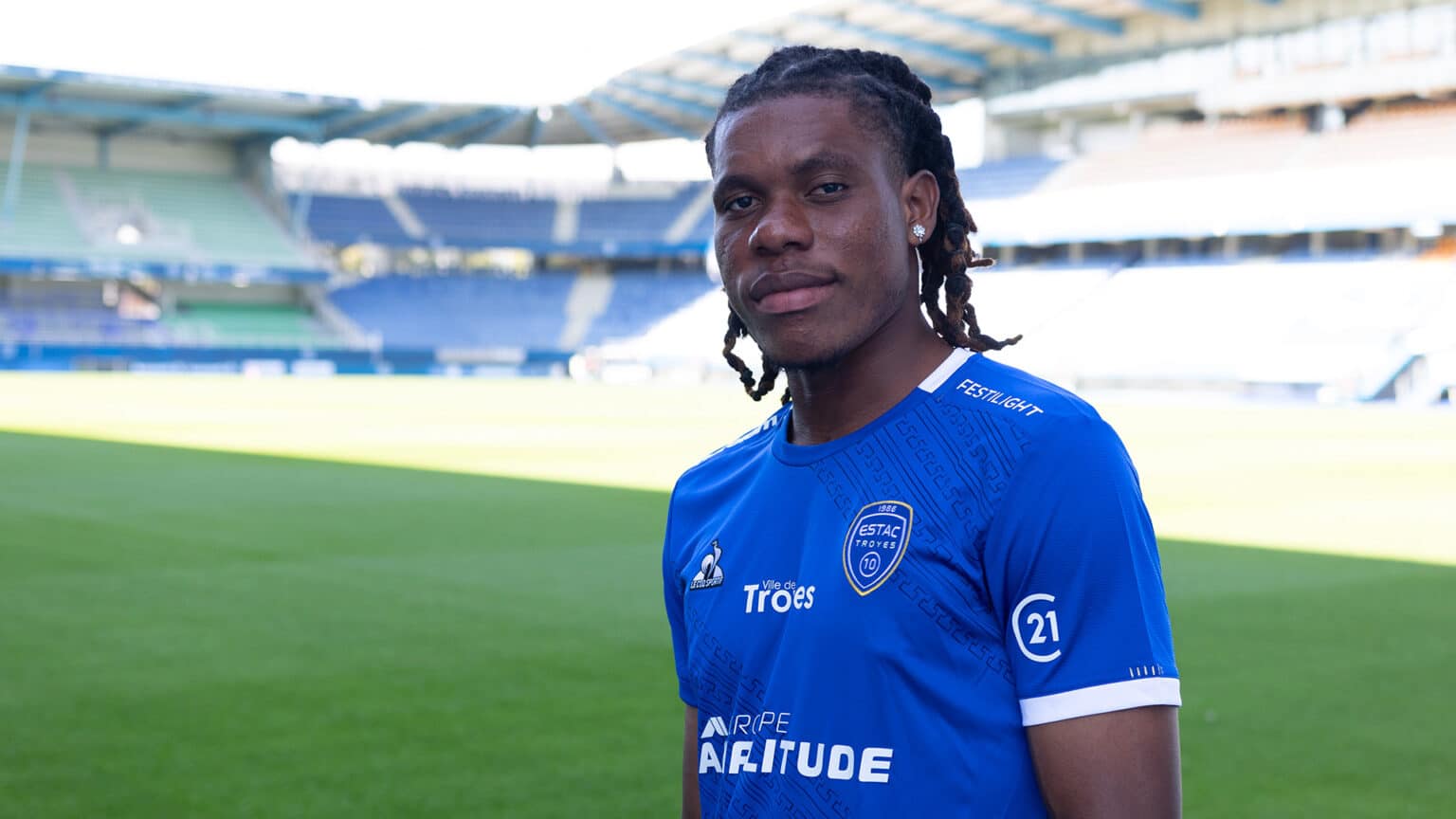 Cyriaque Irié rejoint l'ESTAC ! - ESTAC