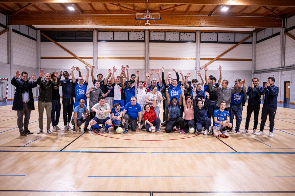 Sport, solidarité et convivialité : l'ESTAC ouvre ses portes à l'APEI ...